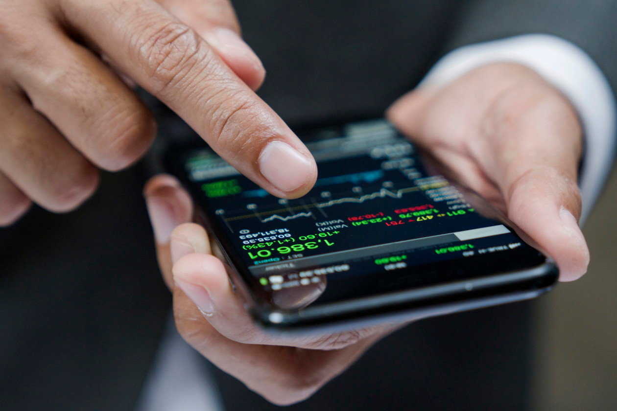 Index funds vs ETFs – what investors need to know | HL