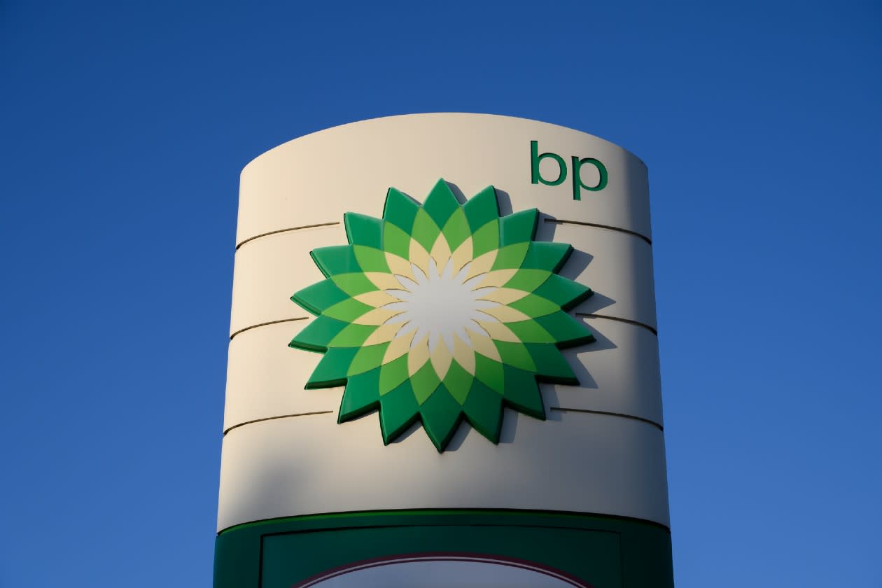 BP: beats second quarter forecasts, buyback steady at $750mn | HL